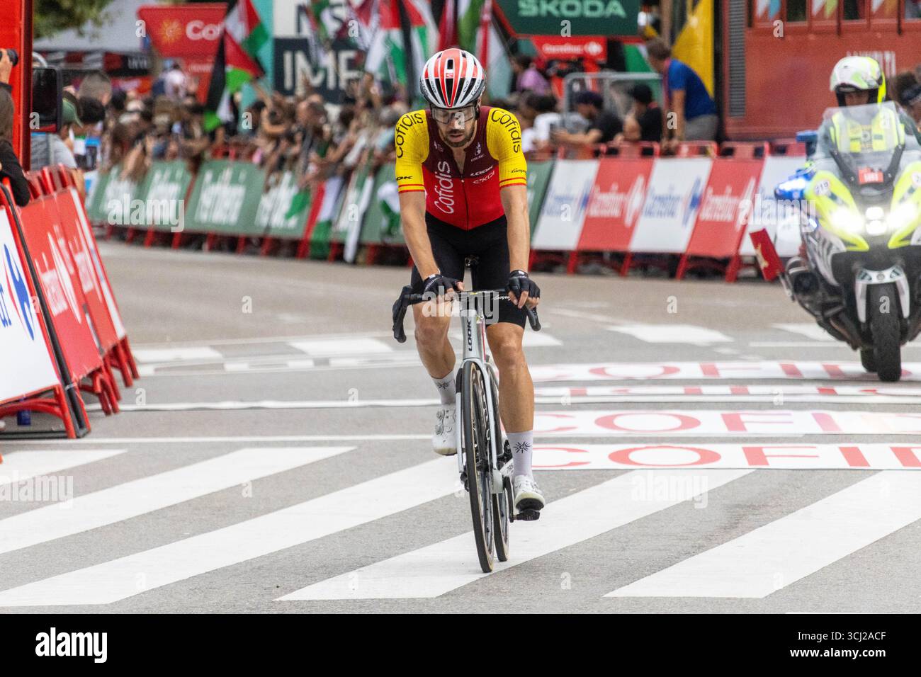 Los Corrales de Buelna, Spain. 4th Sep, 2025. Jesús Herrada (Cofidis ...