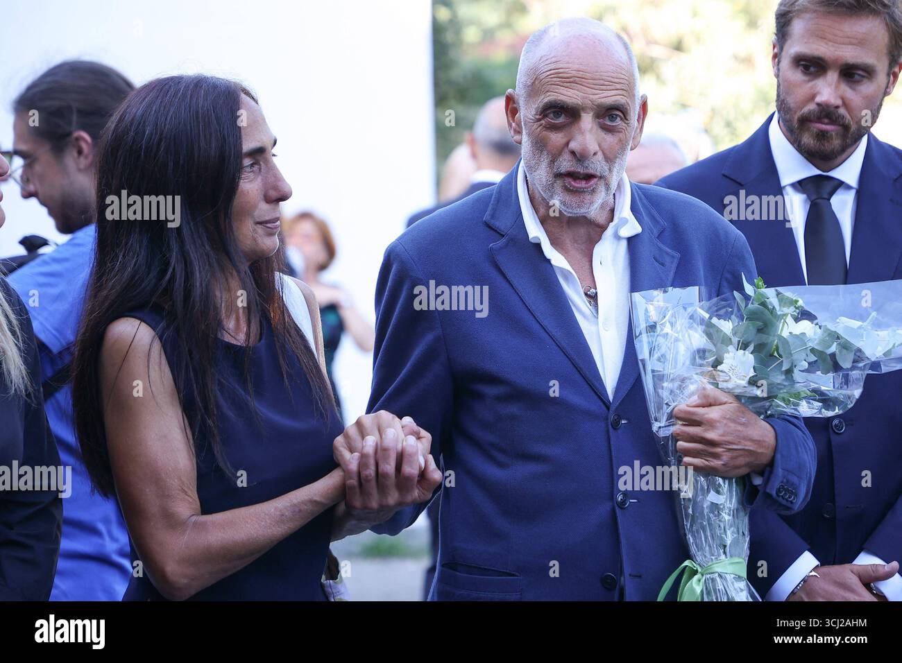 News - Emilio Fede s funeral Sveva Fede and Paolo Brosio during Emilio ...