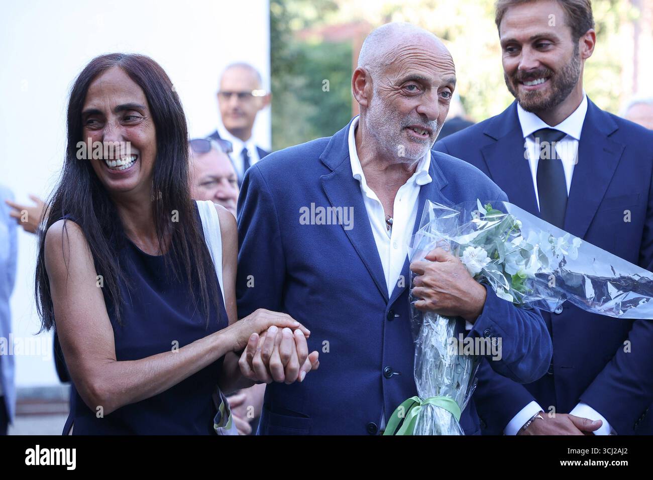 News - Emilio Fede s funeral Sveva Fede and Paolo Brosio during Emilio ...
