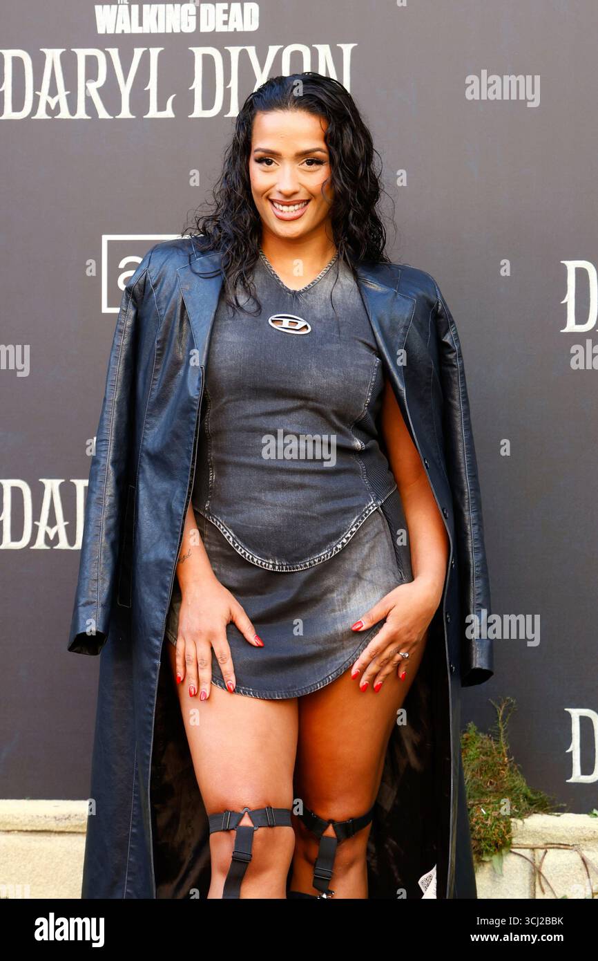 Chanel at the world premiere of the third season of 'The Walking Dead ...