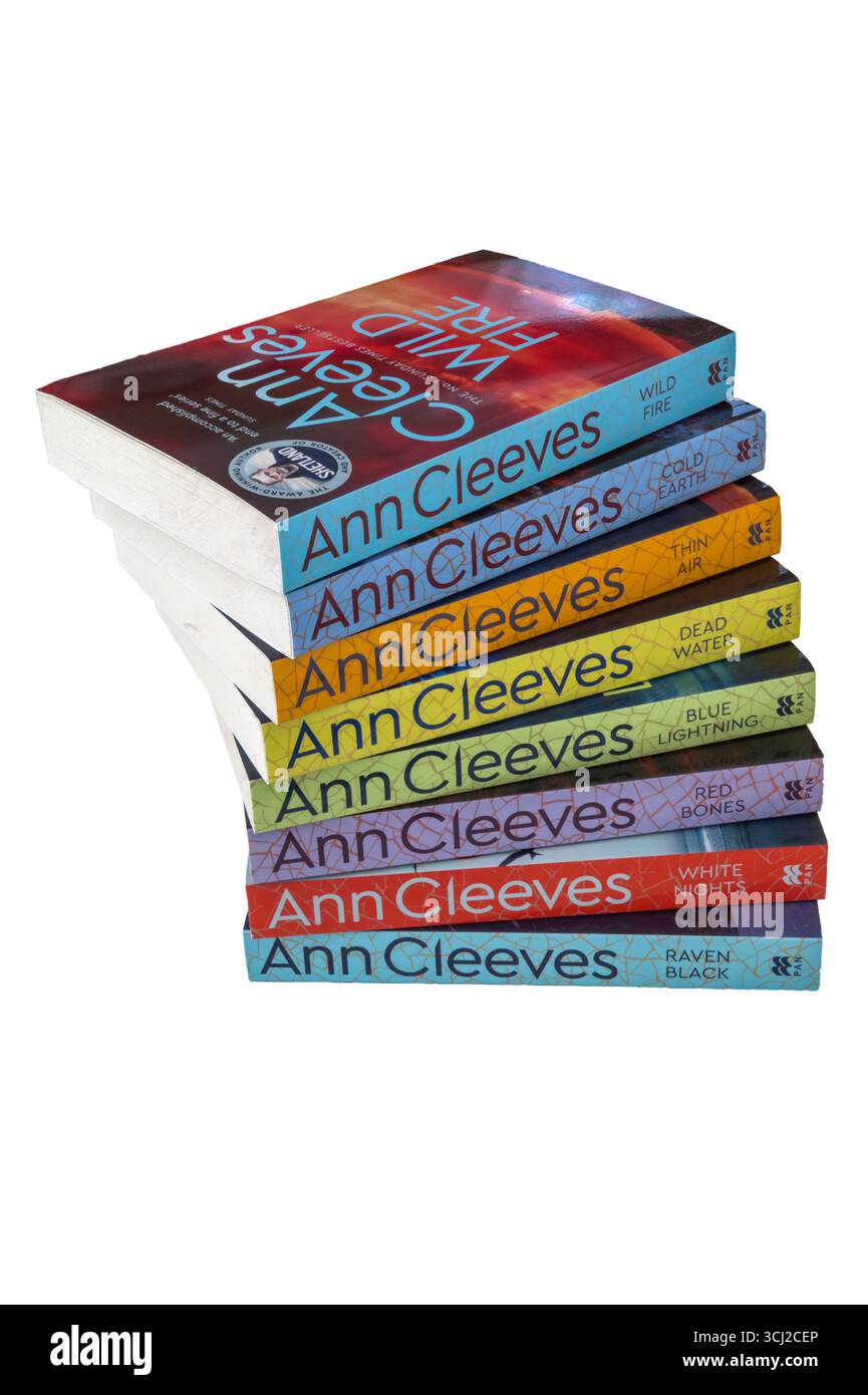 Pile novels cutout Cut Out Stock Images & Pictures - Alamy