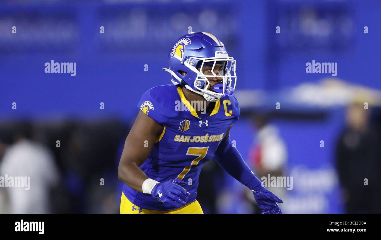 San Jose State defensive back Jalen Apalit-Williams (7) defends in the ...