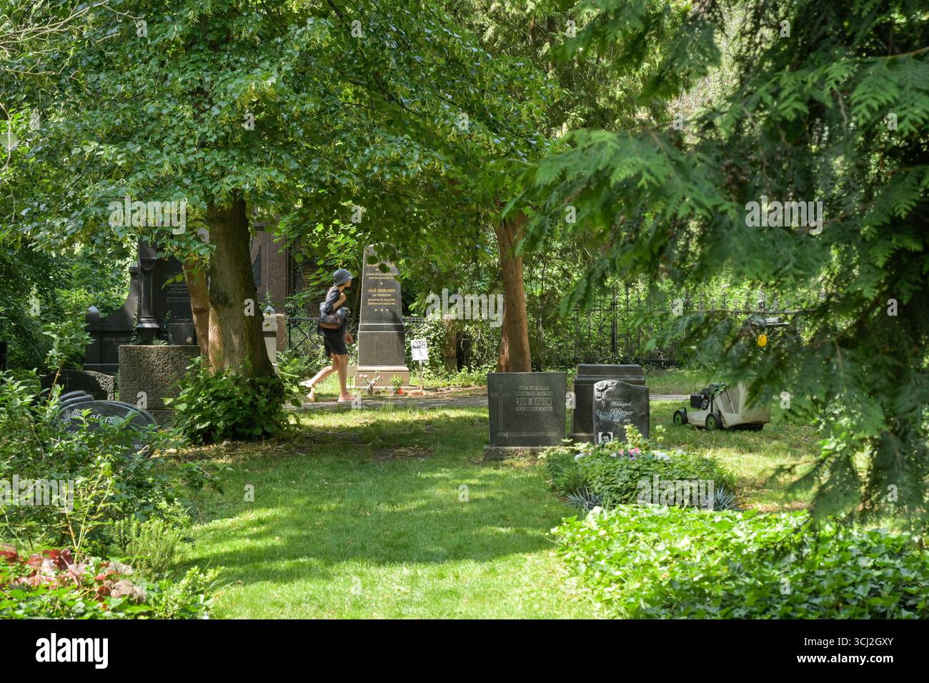 St. Nicolai- und St. Marien-Friedhof, Prenzlauer Allee, Prenzlauer Berg ...