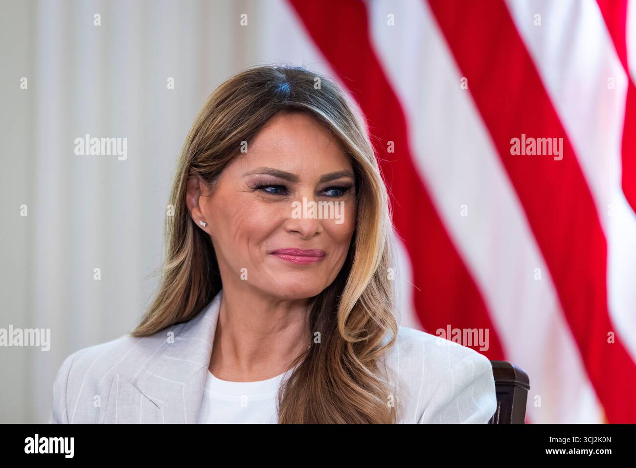 First Lady Melania Trump hosts a White House Task Force on AI Education ...