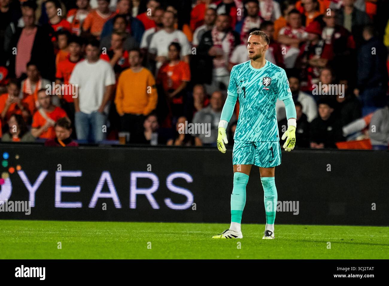 ROTTERDAM, NETHERLANDS - SEPTEMBER 4: Netherlands goalkeeper Bart ...