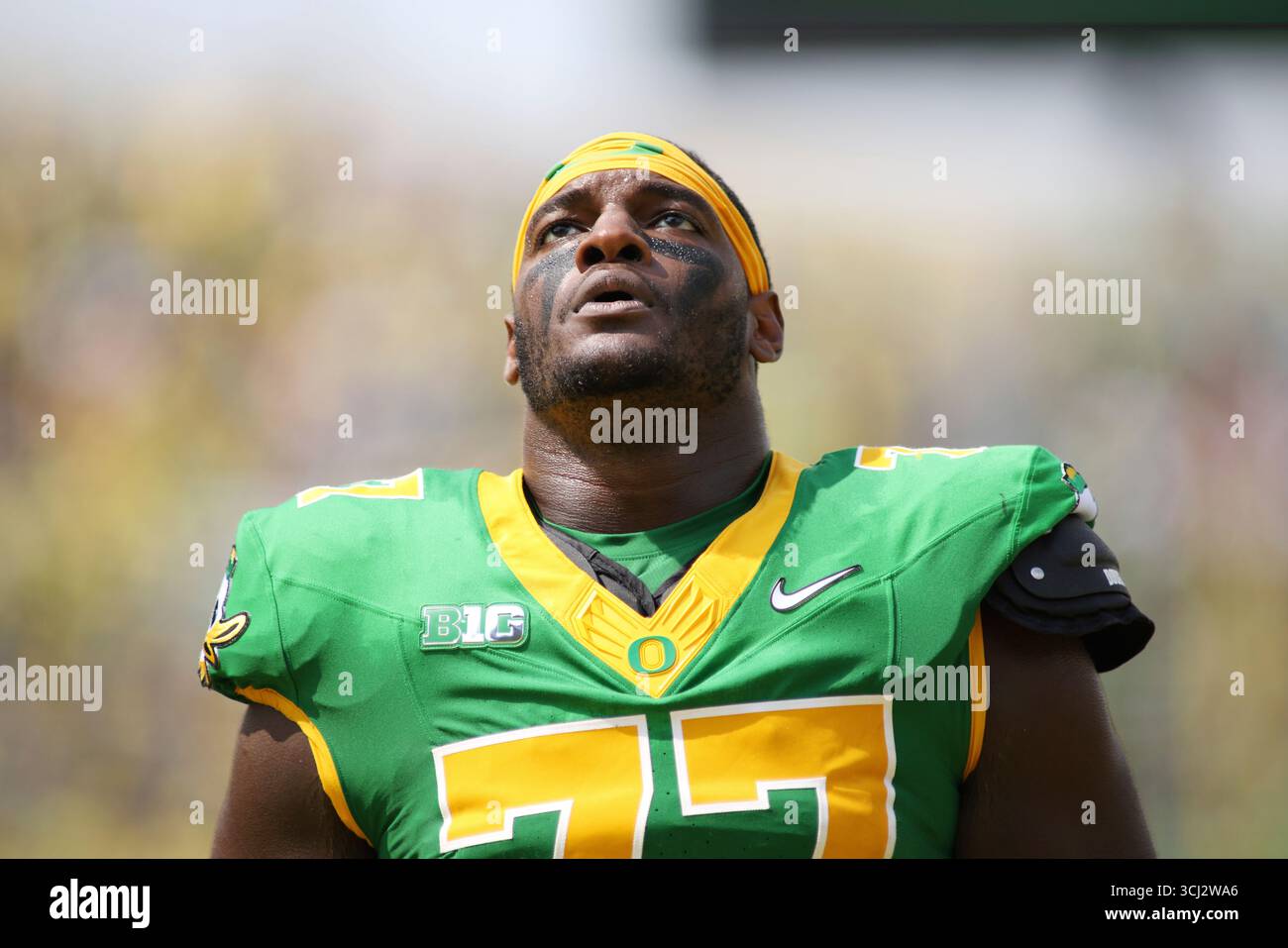 Oregon offensive lineman Matthew Bedford (77) looks on before an NCAA ...