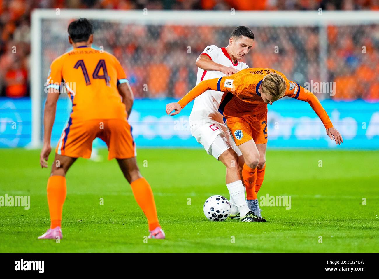 Rotterdam - Bartosz Slisz of Poland, Frenkie de Jong of The Netherlands ...
