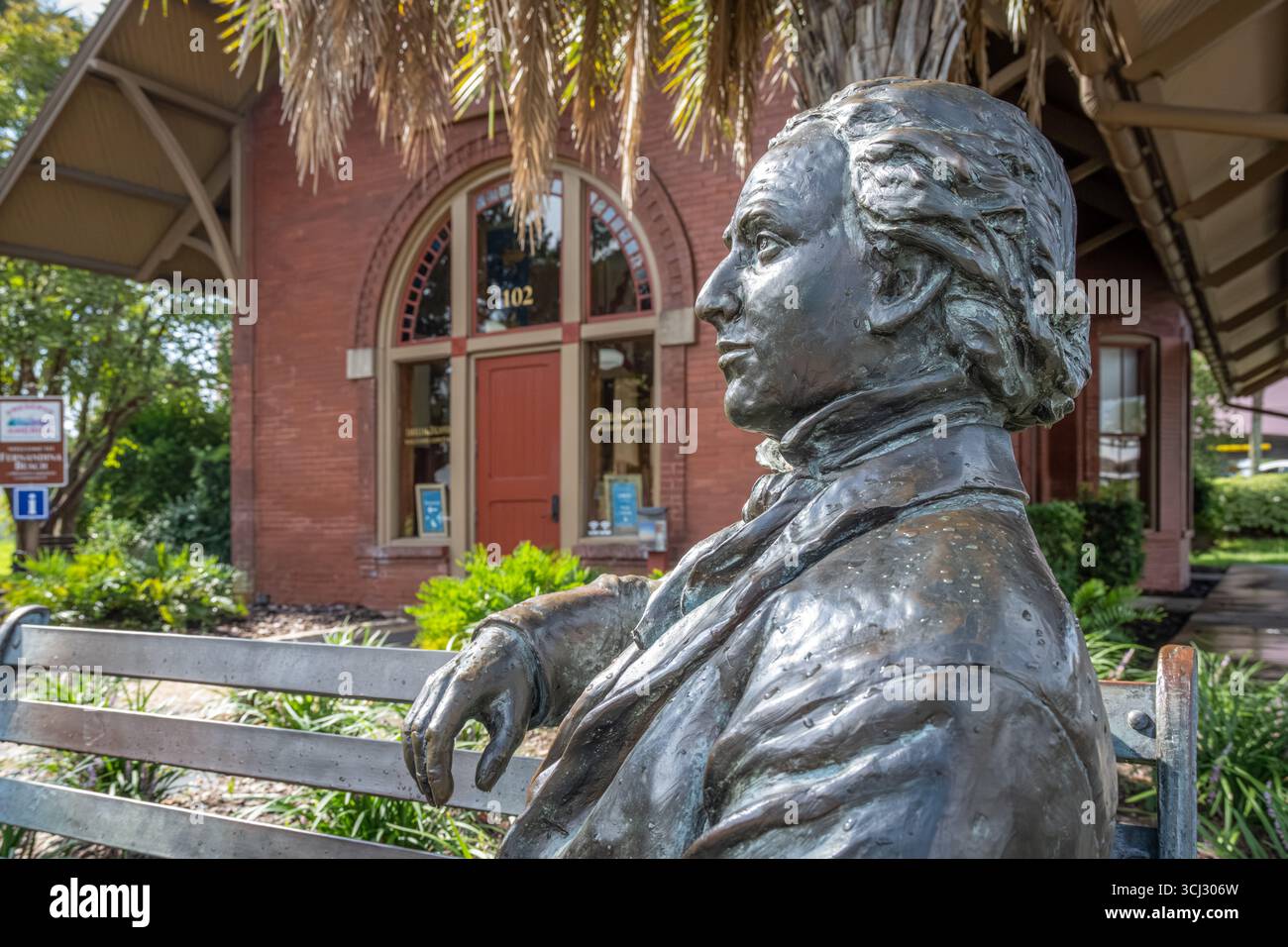 Susan luery studios hi-res stock photography and images - Alamy