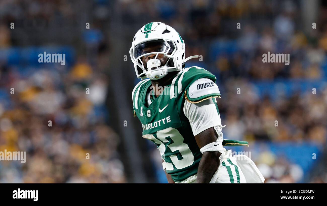 Charlotte running back CJ Stokes runs during an NCAA football game ...