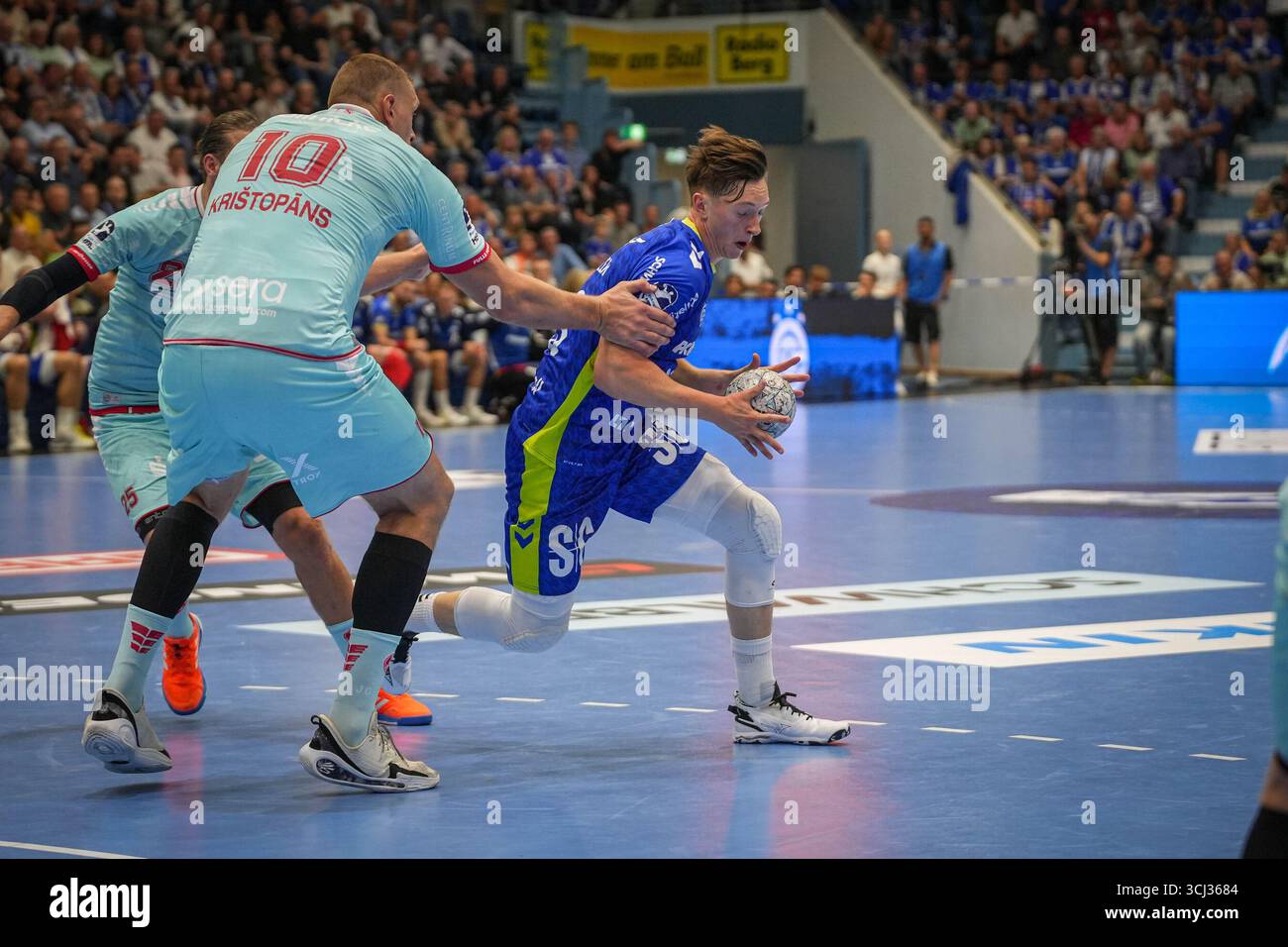 Ole Pregler (VfL Gummersbach, 23), Daikin Handball Bundesliga, VfL ...