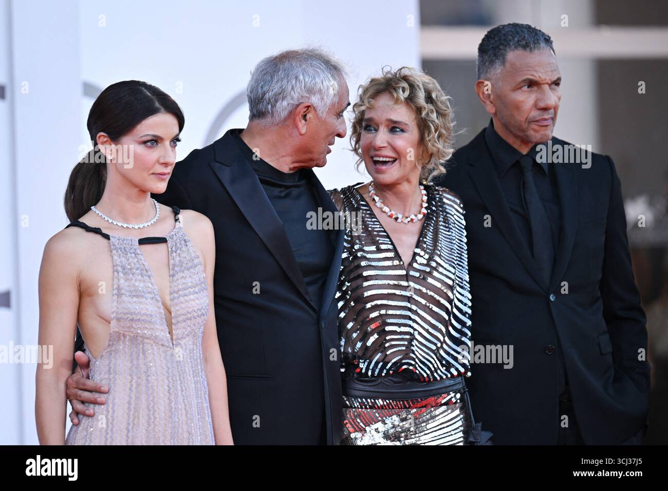 Barbara Ronchi, Leonardo Di Costanzo, Valeria Golino, Roschdy Zem ...