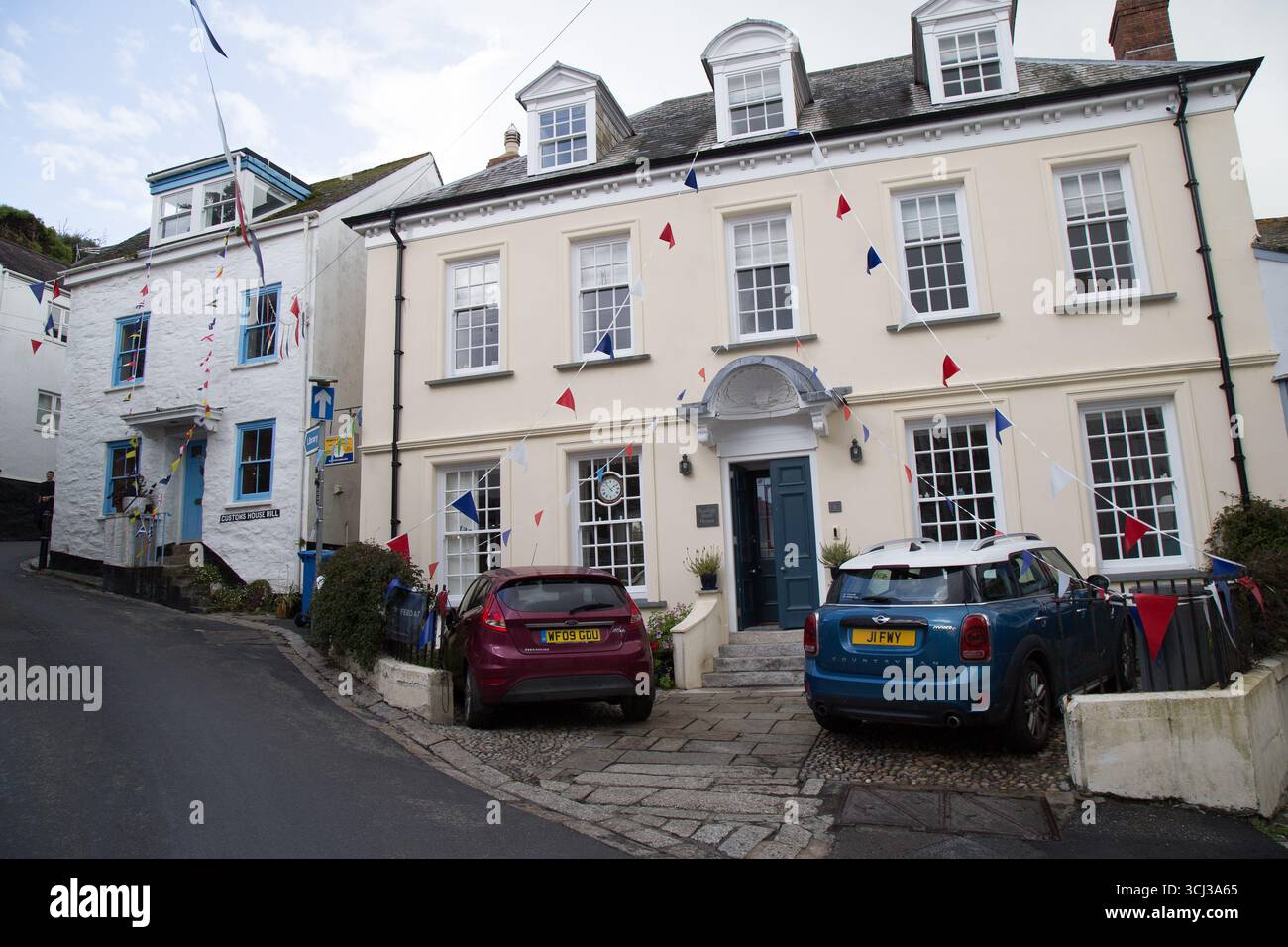 Port of Fowey Cornwall West Countrybuildings Stock Photo - Alamy