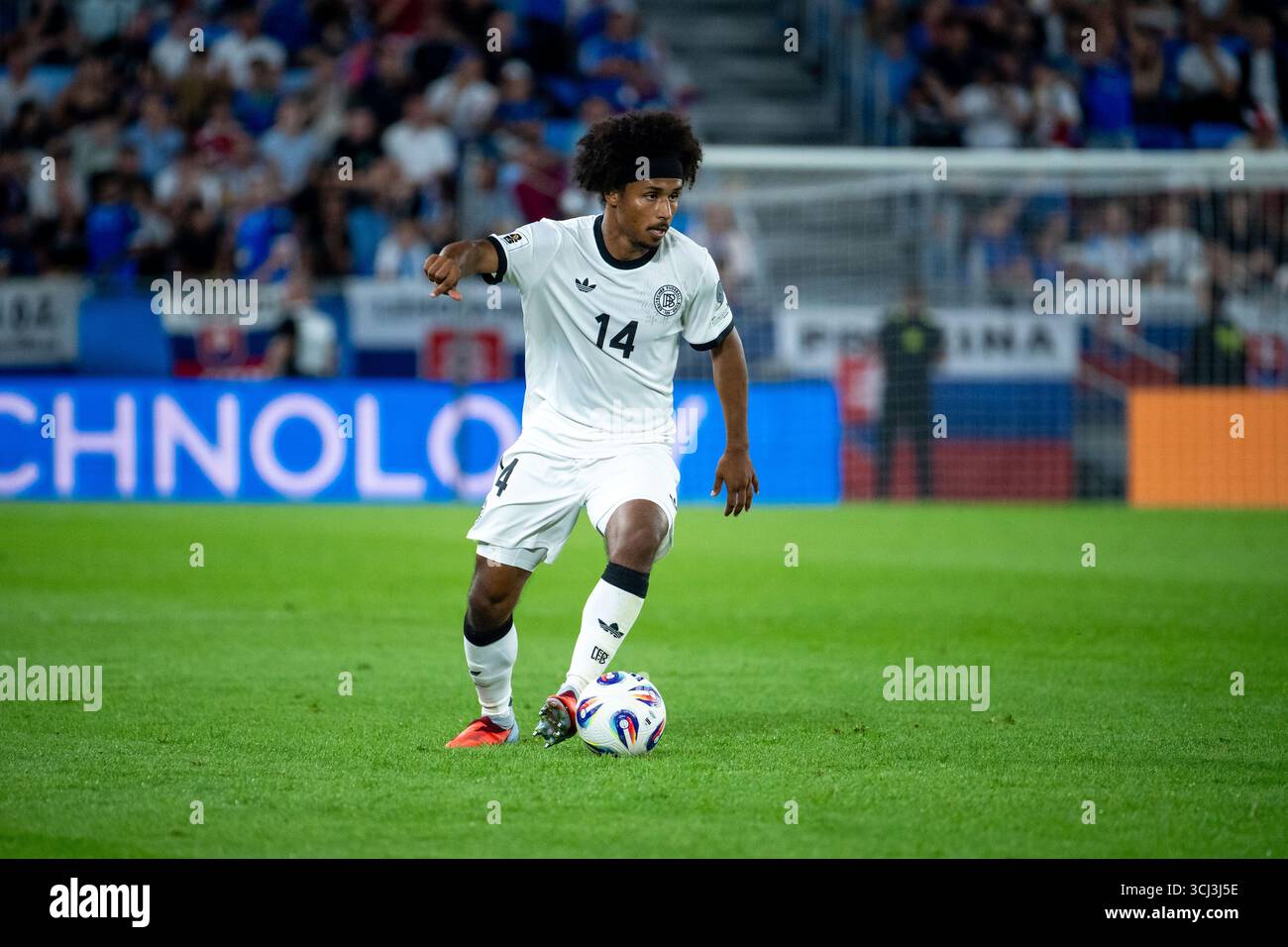 Karim Adeyemi (Deutschland, #14) am Ball, SVK, Slowakei vs Deutschland, Fussball, UEFA European ...