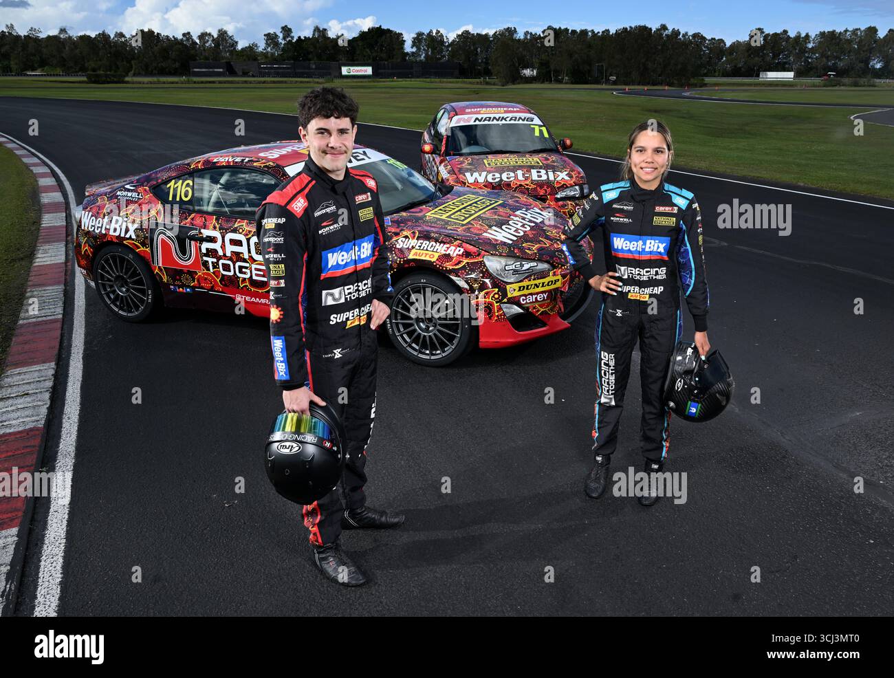 Teenage Indigenous motorsport drivers Kade Davey (left) and Karlai ...