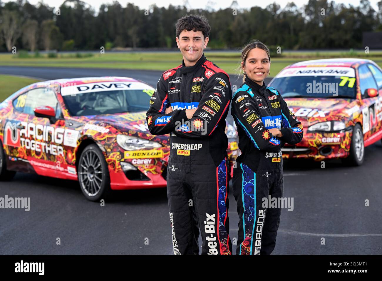 Teenage Indigenous motorsport drivers Kade Davey (left) and Karlai ...