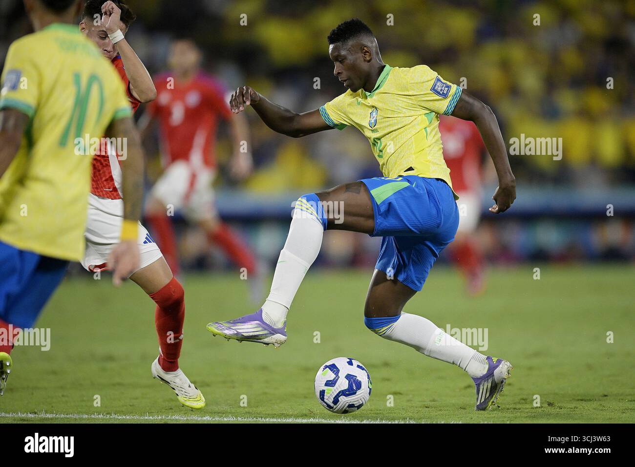 RJ - RIO DE JANEIRO - 09/04/2025 - 2026 WORLD CUP QUALIFIERS, BRAZIL x ...