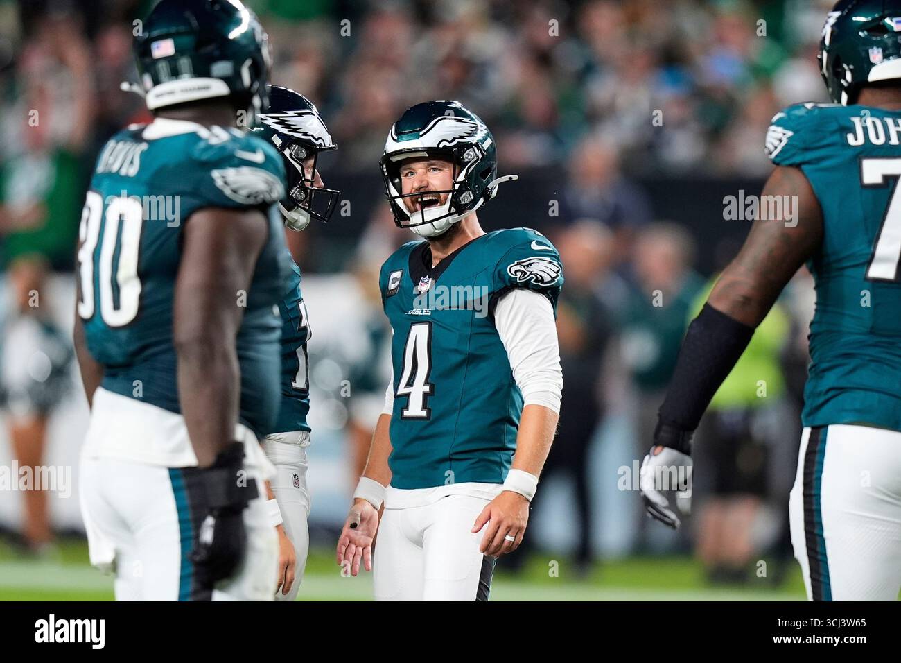 Philadelphia Eagles place kicker Jake Elliott (4) celebrates after ...