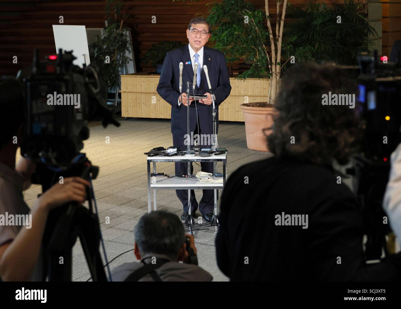 Japanese Prime Minister, Sigeru Ishiba answers reporters' questions ...