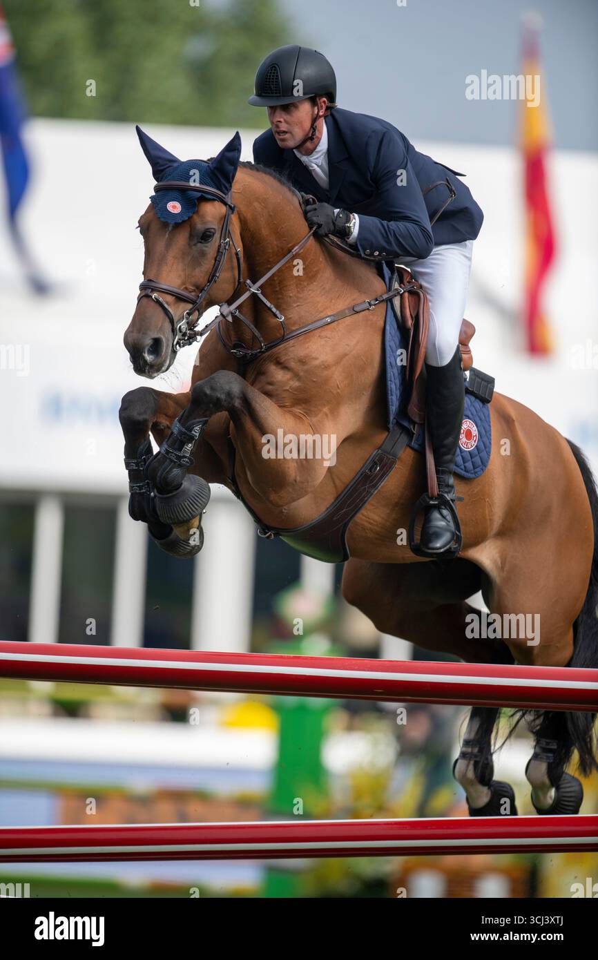 Calgary, Alberta, Canada, 4 September 2025.Ben Maher (GBR) riding Enjeu ...