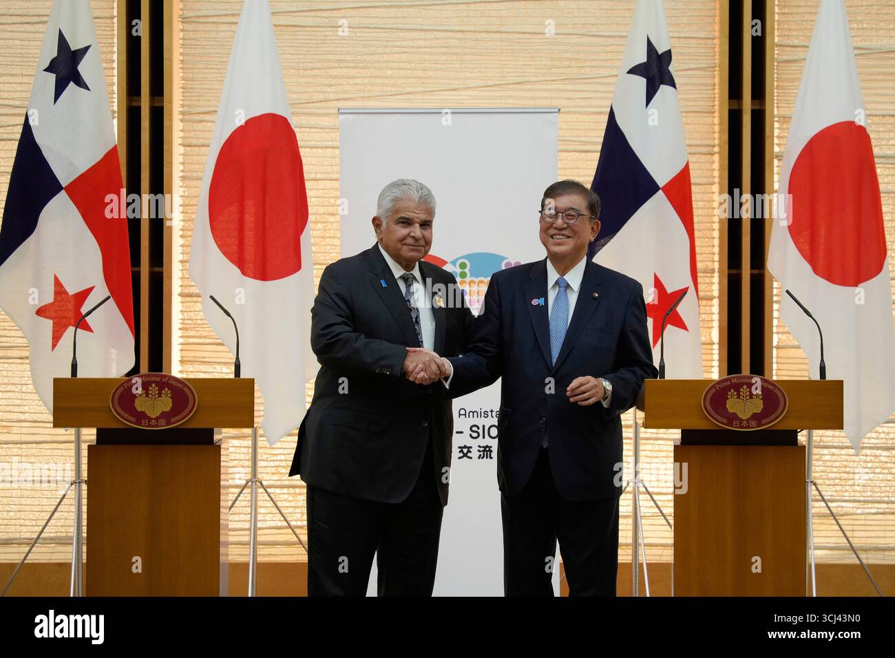 Panama's President Jose Raul Mulino, left, and Japan's Prime Minister ...