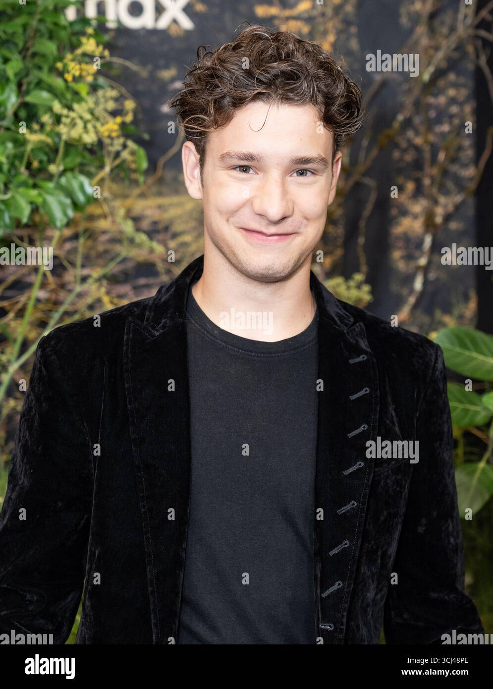 Pilot Bunch attends Premiere of HBO Original drama series'Task' at ...