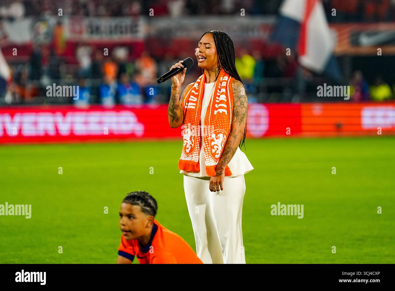 Rotterdam - Tabitha of the Netherlands sings the national anthem during ...
