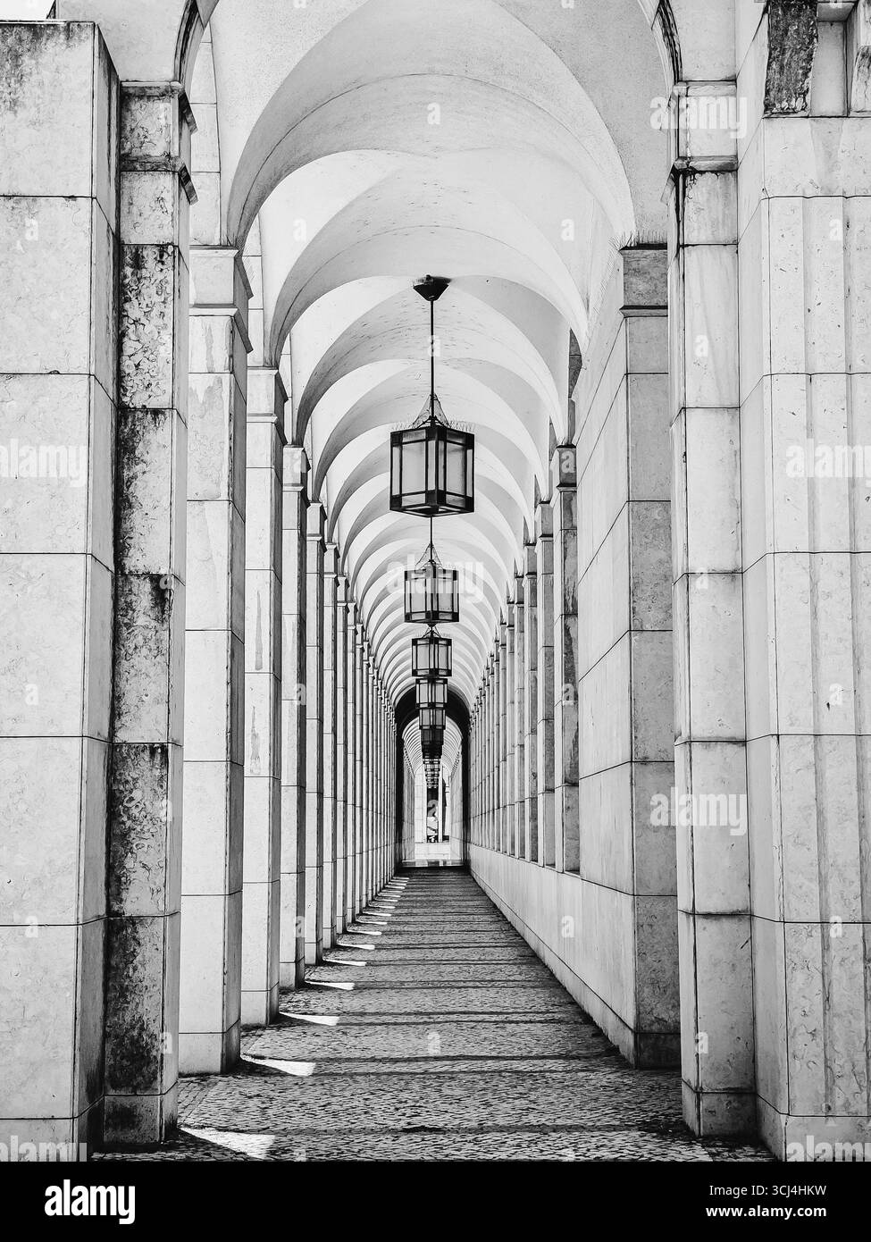 White colonnade Black and White Stock Photos & Images - Alamy