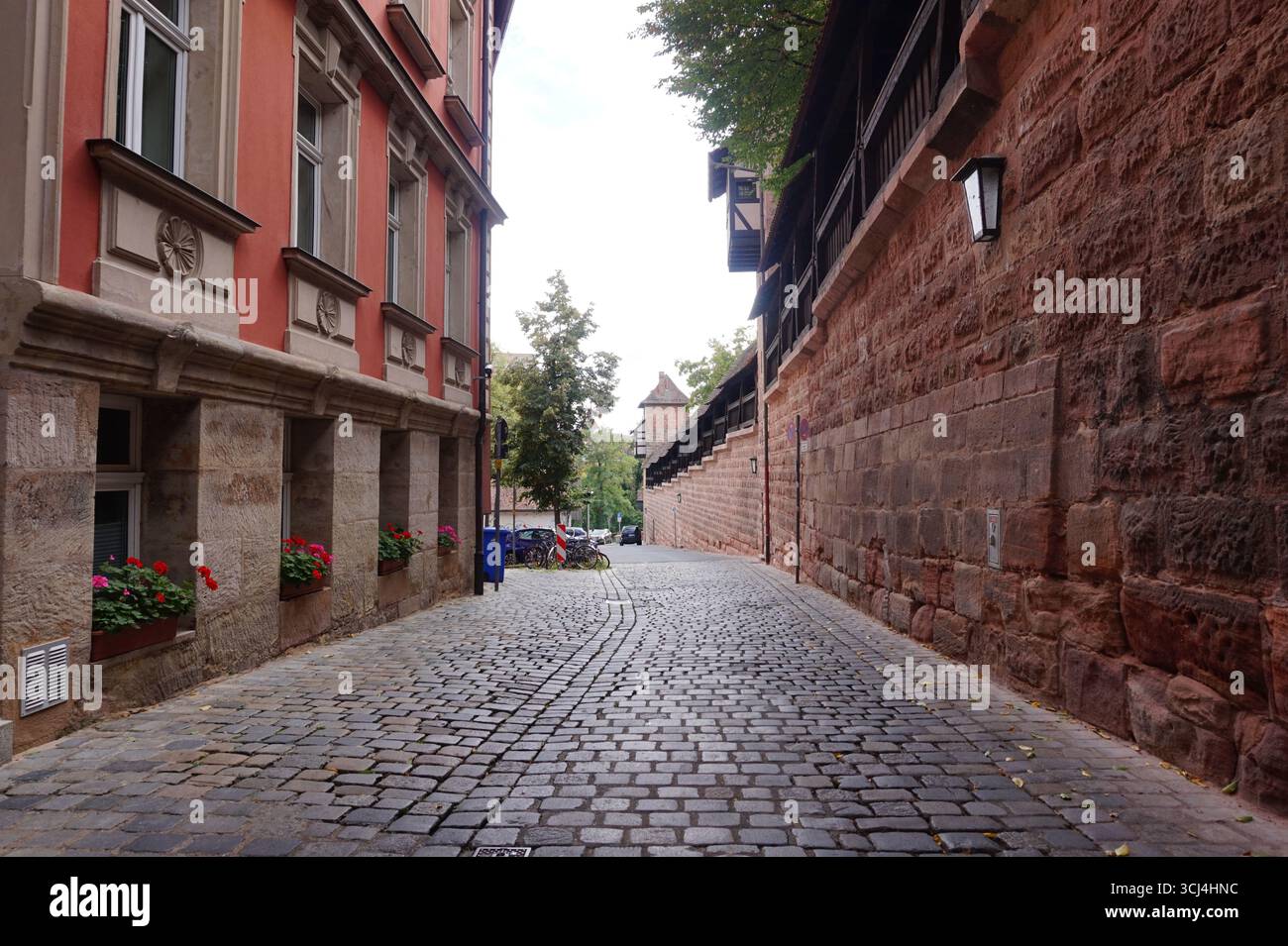 Paved art hi-res stock photography and images - Alamy