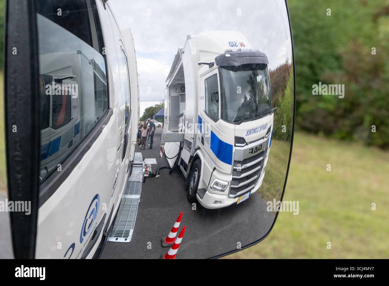 Road Transport Inspection (INSID) introduced new mobile STK (vehicle ...