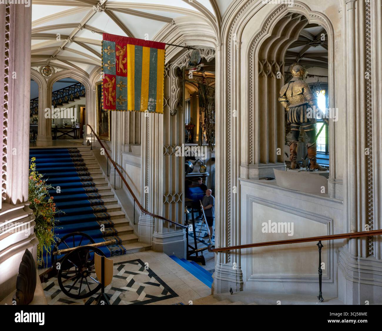 Castle interior england hi-res stock photography and images - Alamy