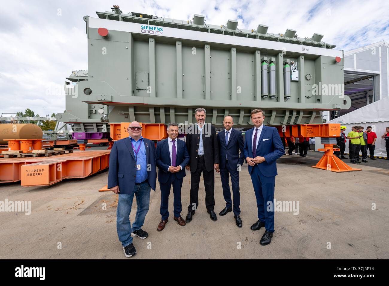 05 September 2025, Bavaria, Nuremberg: Thomas Pfann (l-r), Deputy ...