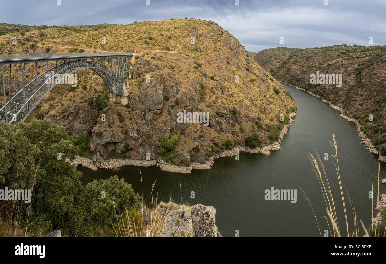 Estructura de arco hi-res stock photography and images - Alamy