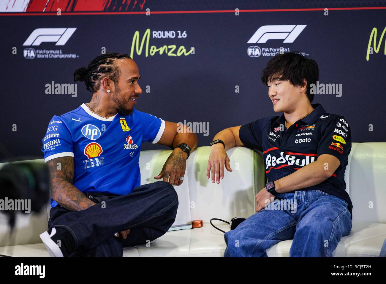 #44 Lewis Hamilton (GBR, Scuderia Ferrari HP), #22 Yuki Tsunoda (JPN ...