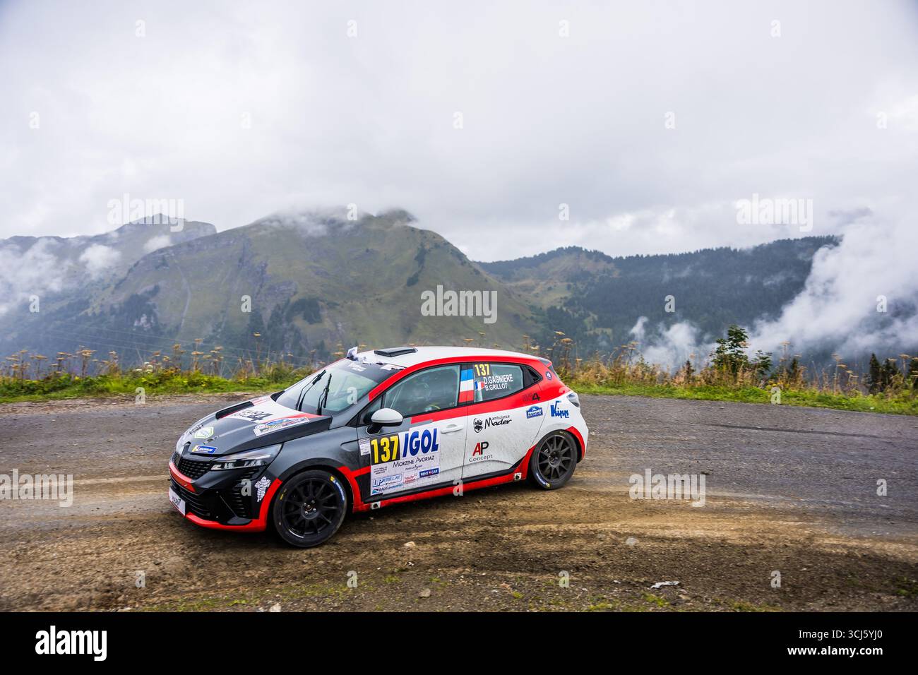 137 GAGNIERE Dylan, GRILLOT Benjamin, Renault Clio Rally4, action ...