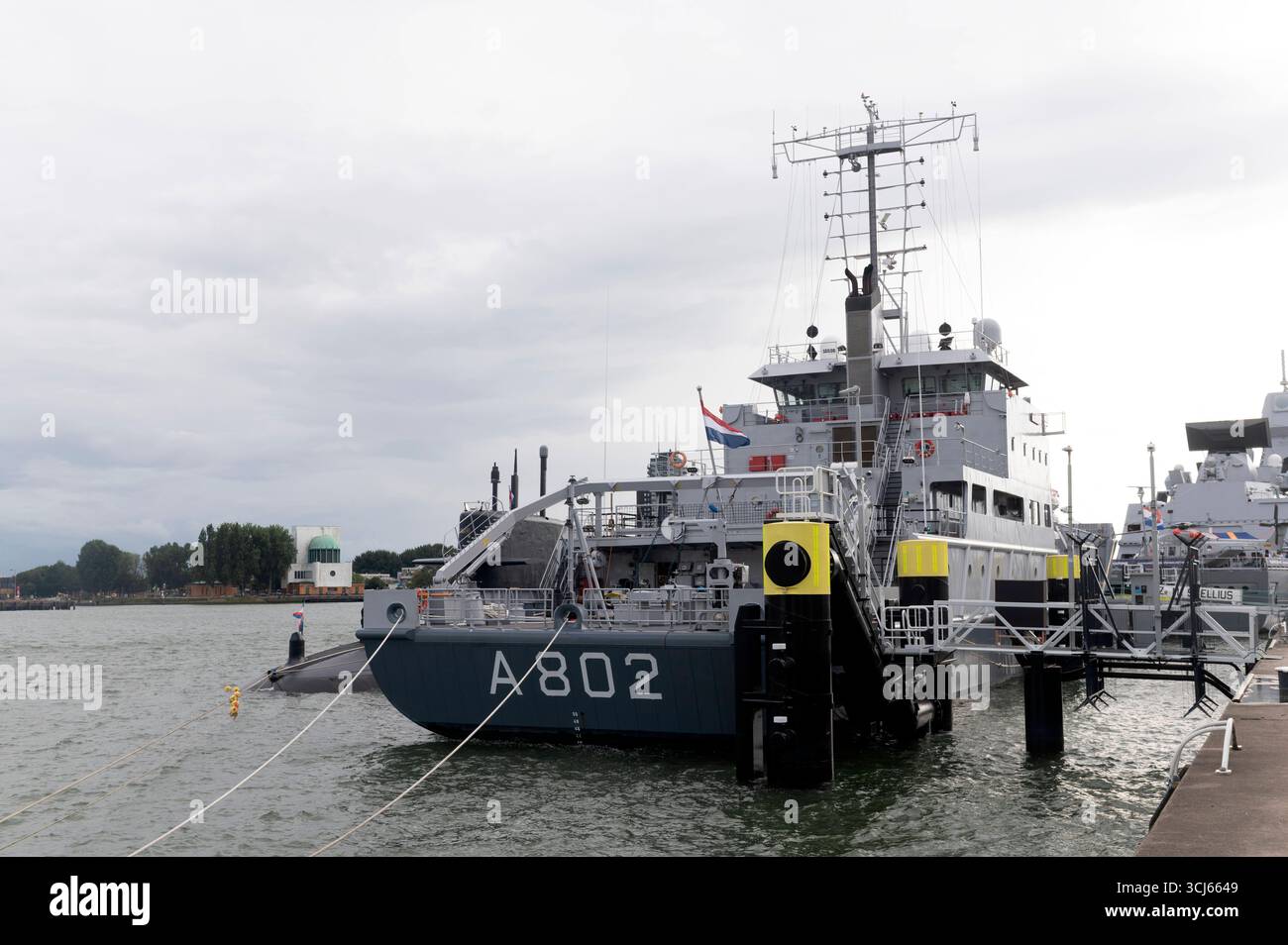 Zr ms rotterdam hi-res stock photography and images - Alamy