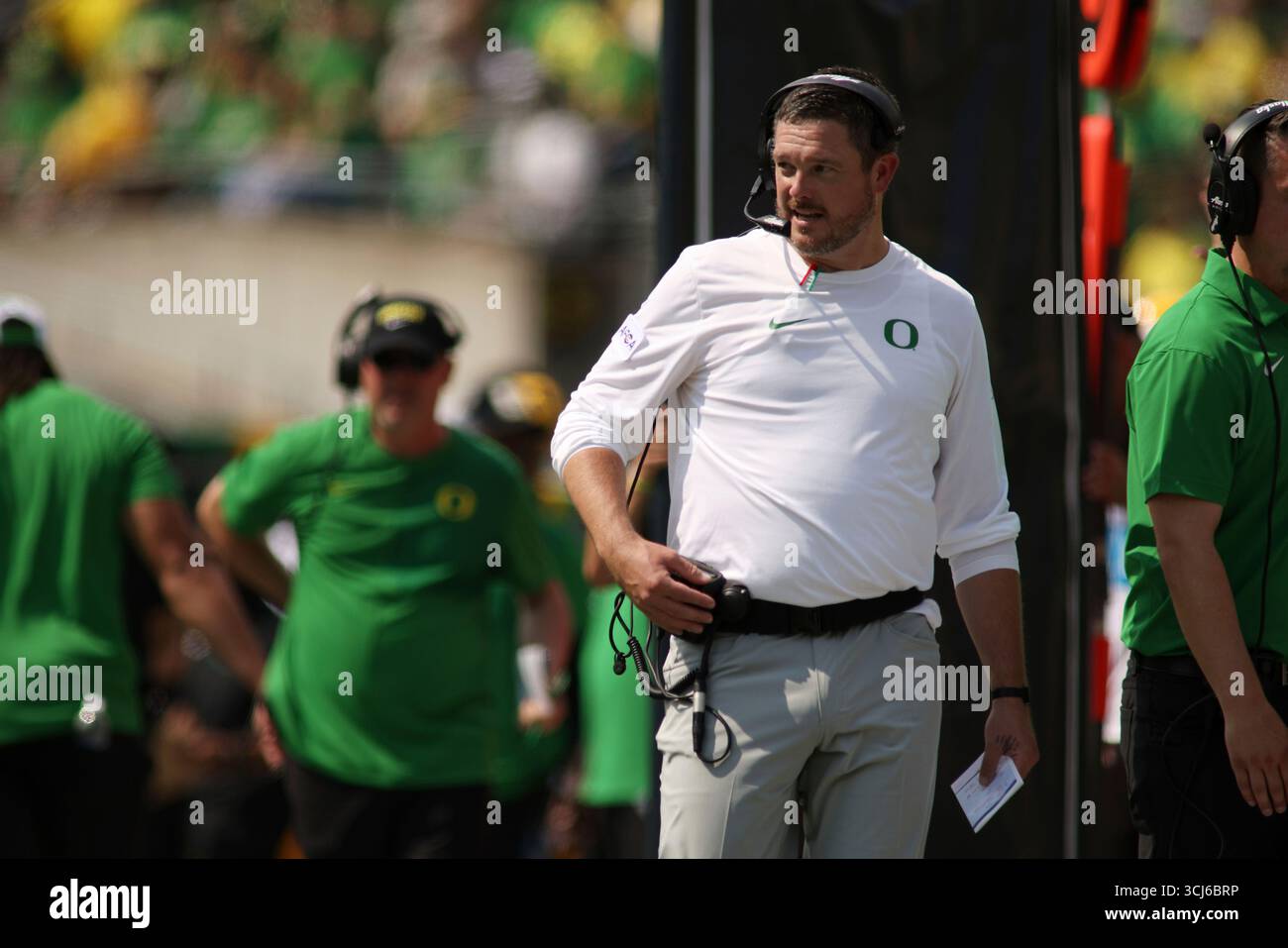 Oregon head coach Dan Lanning gives direction during the first half of ...
