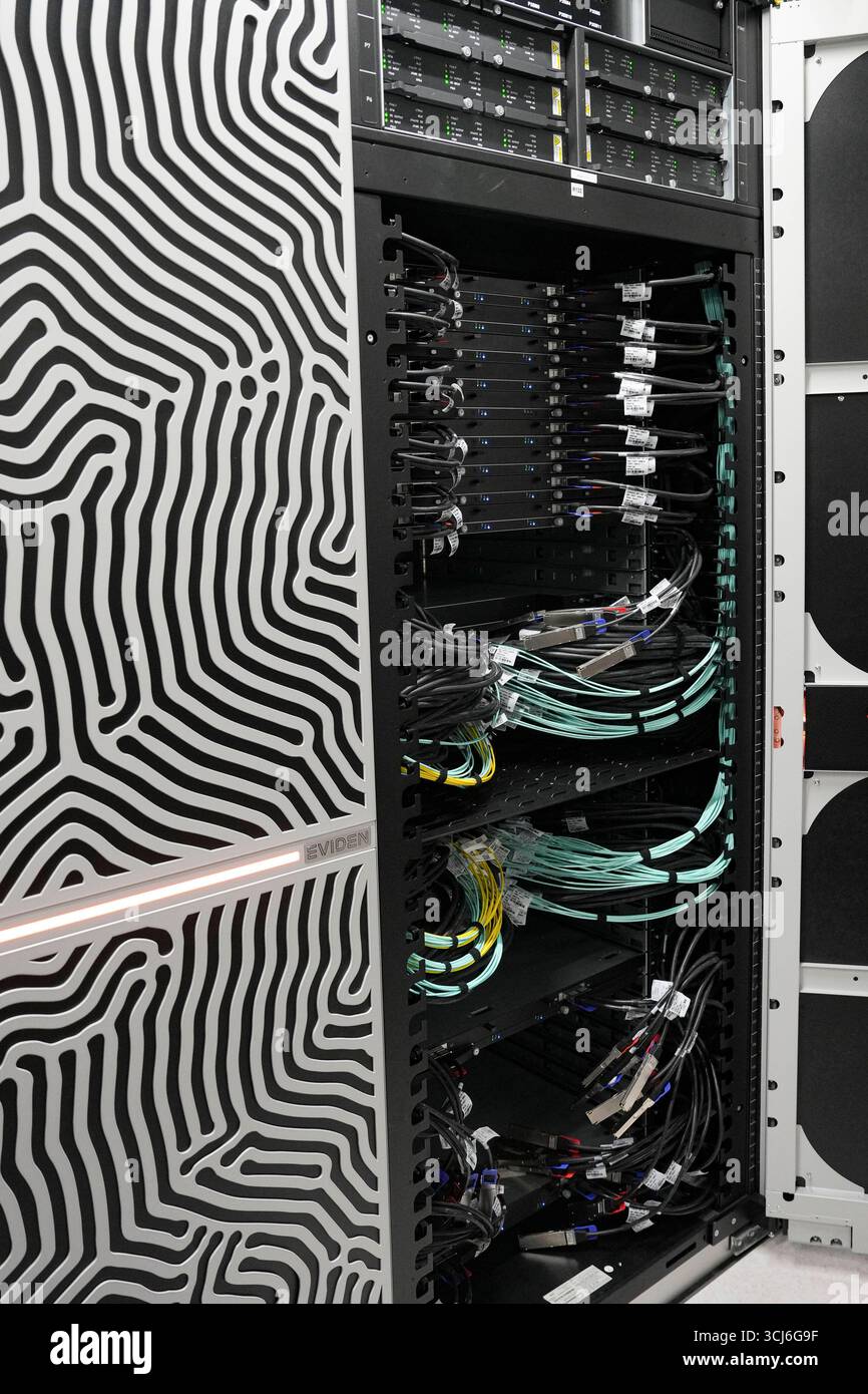 Inbetriebnahme des Exascale Supercomputer JUPITER durch Bundeskanzler ...