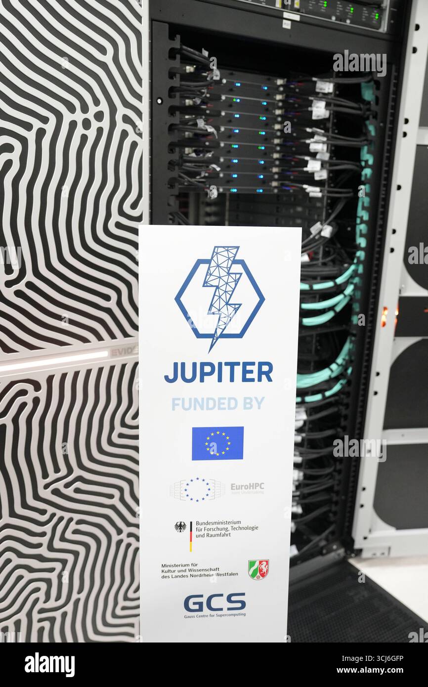 Inbetriebnahme des Exascale Supercomputer JUPITER durch Bundeskanzler ...