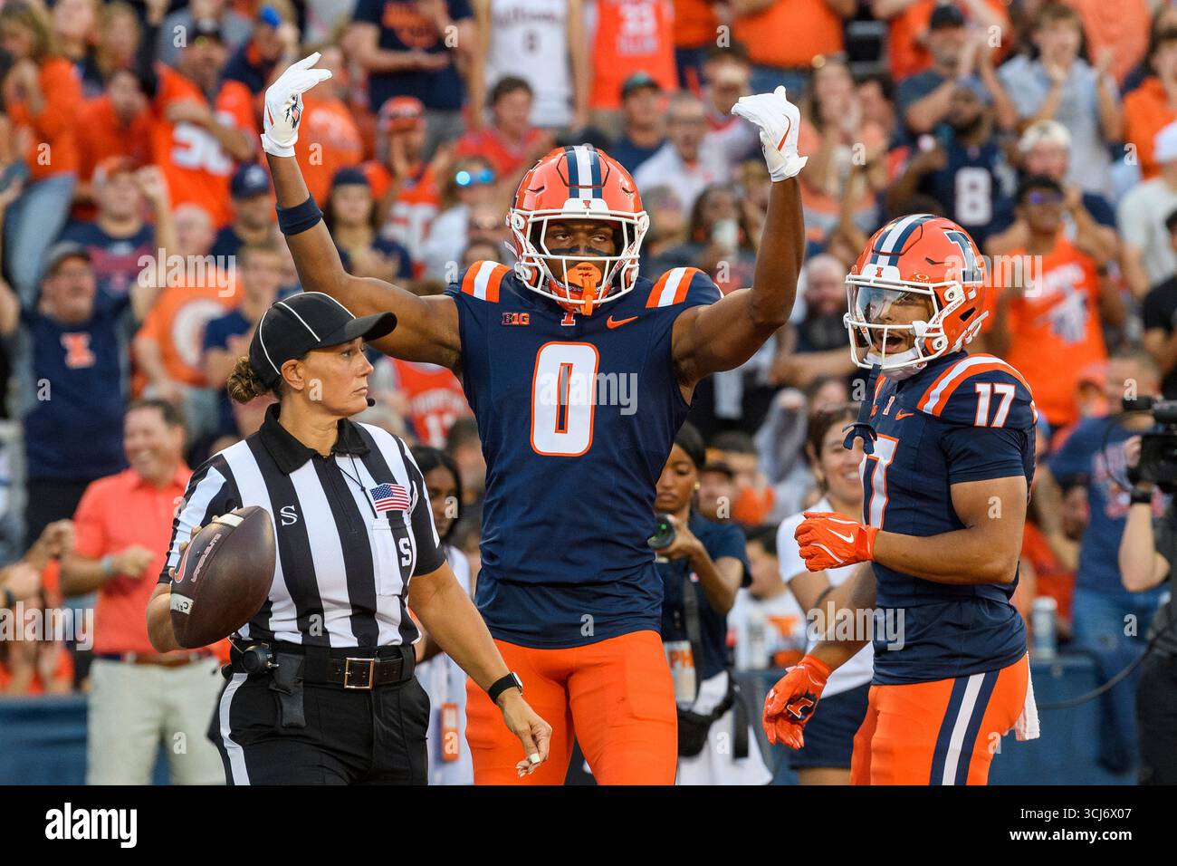 Illinois running back Kaden Feagin (3) reaches for extra yards during ...