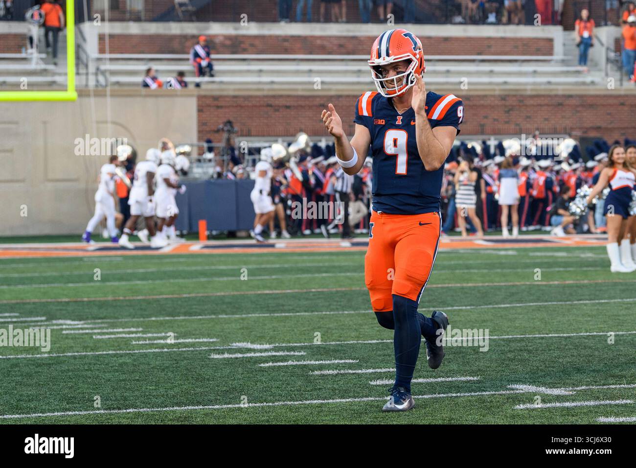 Illinois quarterback Luke Altmyer takes the field prior to an NCAA ...