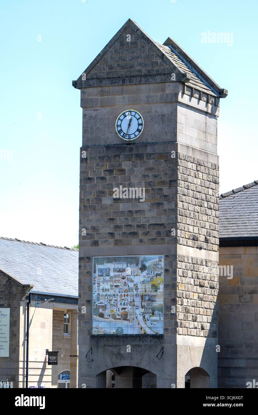 Bakewell clock tower hi-res stock photography and images - Alamy