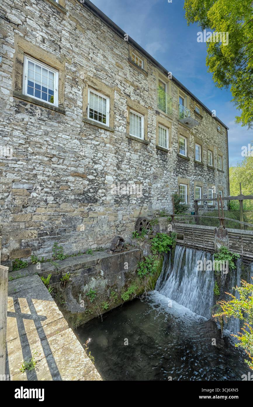 The victoria flour mill bakewell hi-res stock photography and images ...