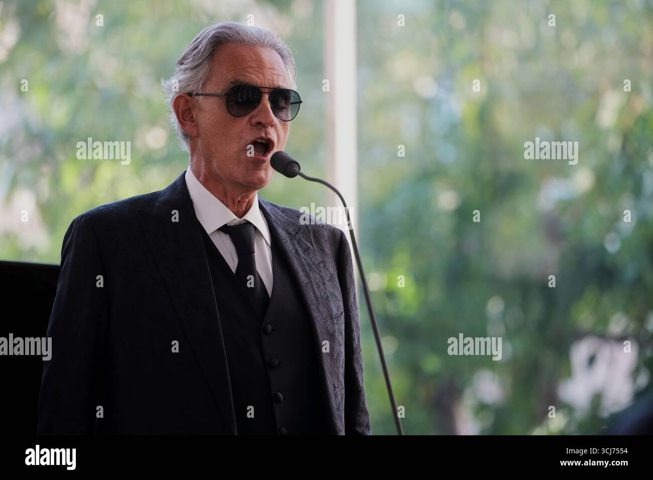 Andrea Bocelli sings at the inauguration of the 'Laudato Si', High ...
