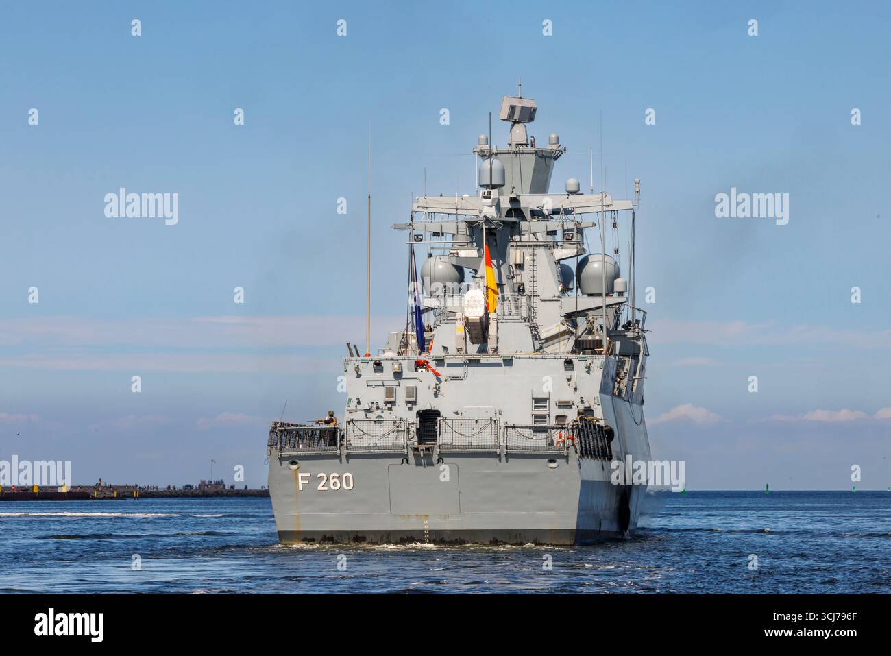 Securing and protecting the strategic sea transport of military forces ...