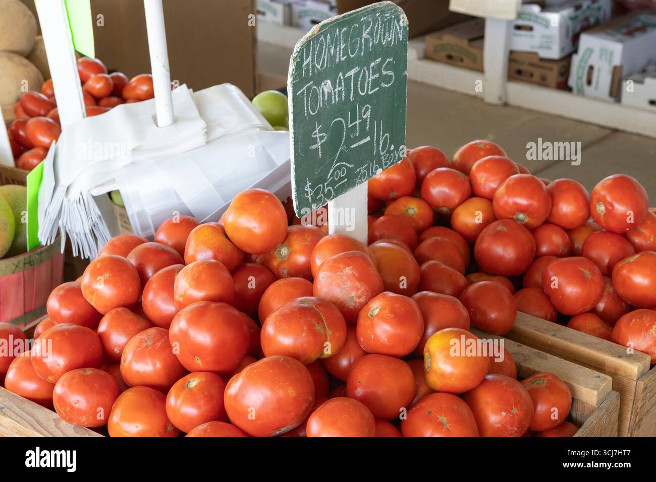 Red tomatoes peppers zucchini hi-res stock photography and images - Alamy