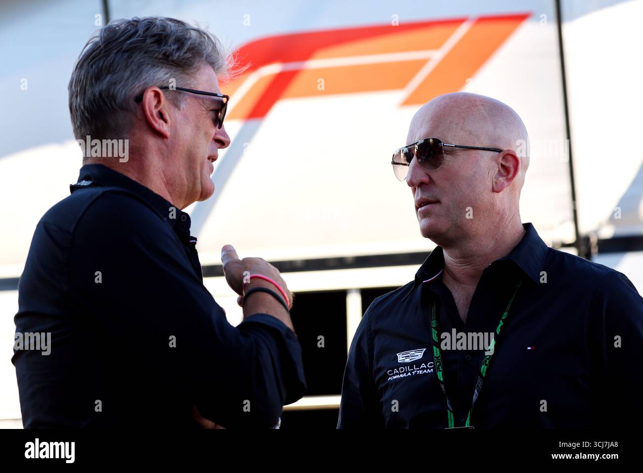(L to R): Graeme Lowdon (GBR) Cadillac Formula 1 Team, Team Principal ...