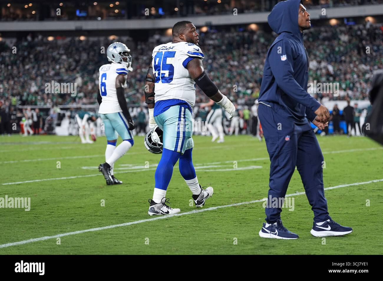 Dallas Cowboys defensive tackle Kenny Clark (95) in action during an ...