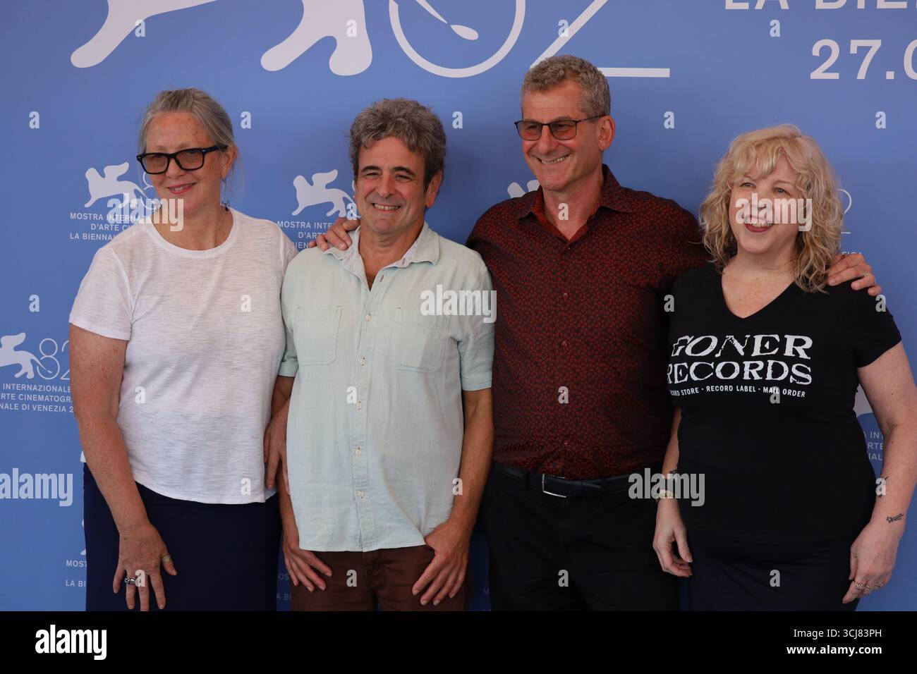 Kim gordon jean hi-res stock photography and images - Alamy