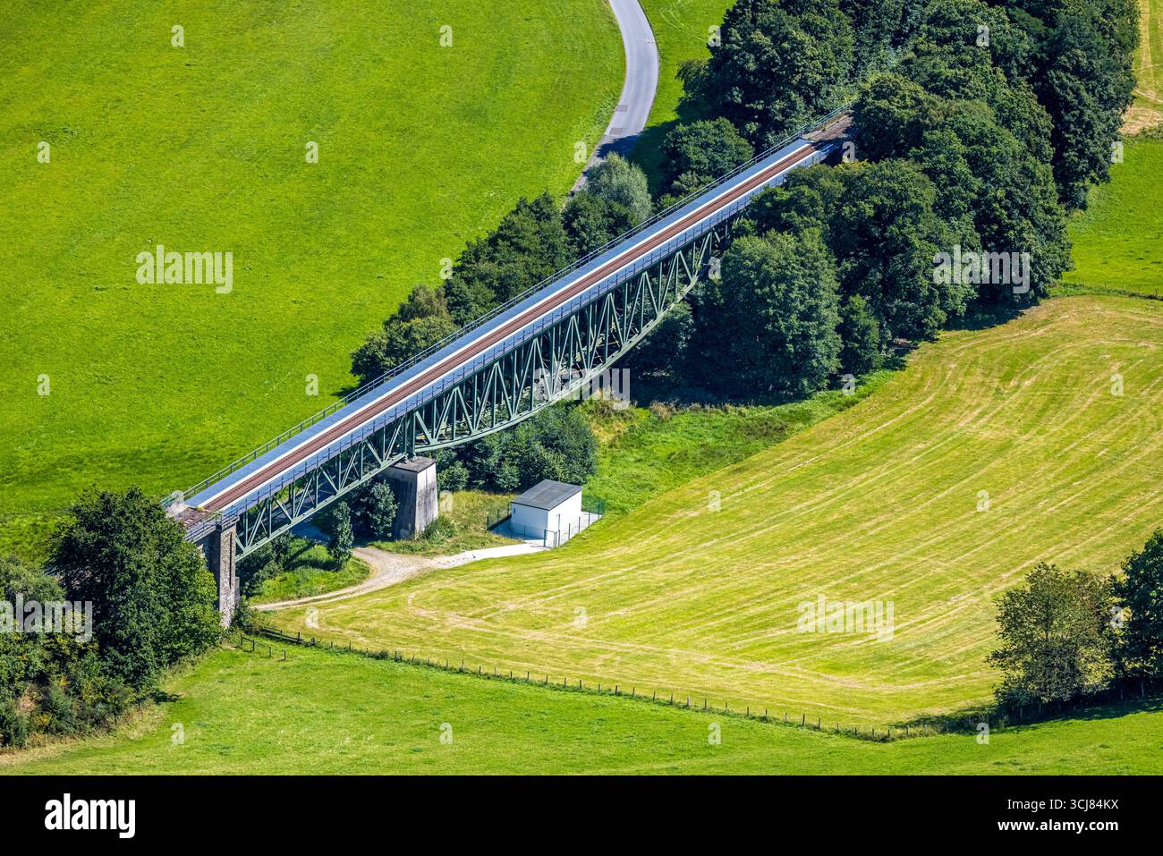 Fish belly bridge hi-res stock photography and images - Alamy