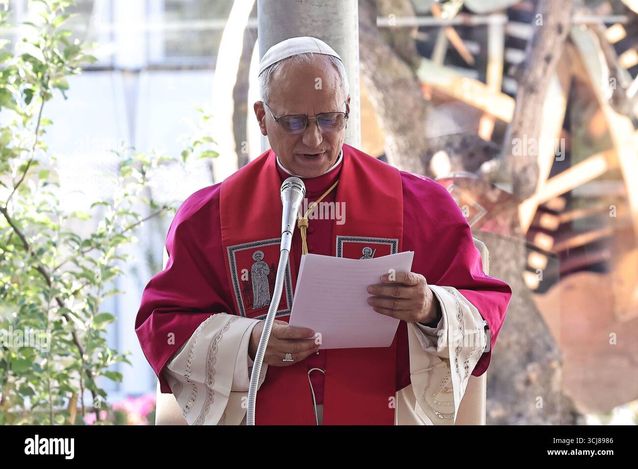 Laudate si hi-res stock photography and images - Alamy